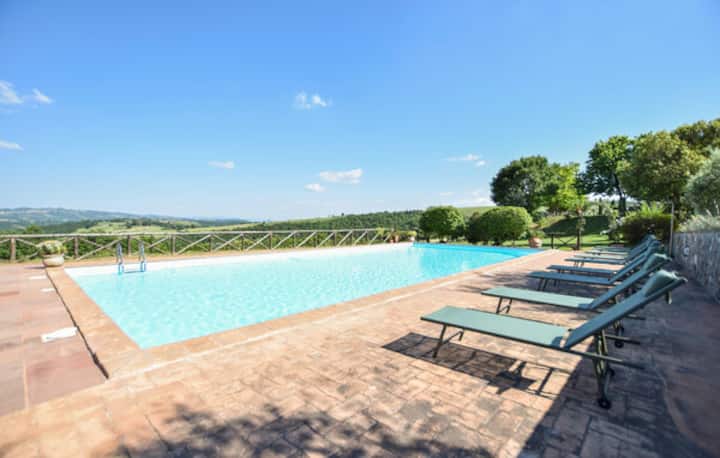 4 Appartamenti Con Piscina - Umbria