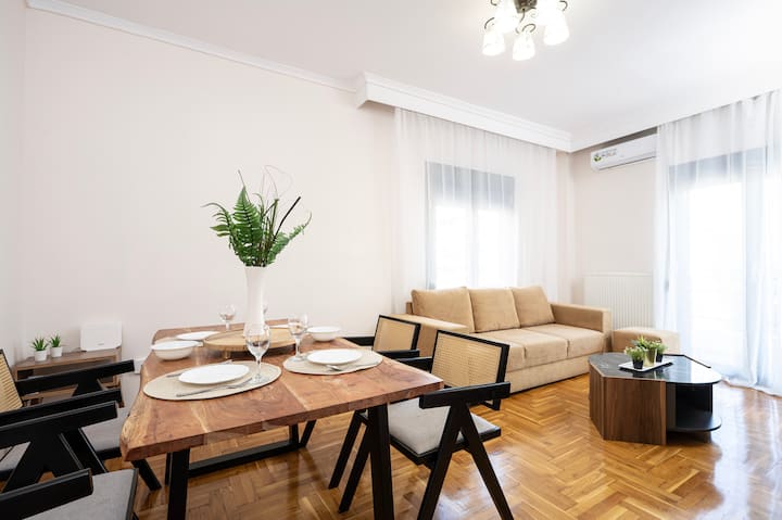 Houseloft Urban Retreat - Thessaloniki Airport Makedonia (SKG)