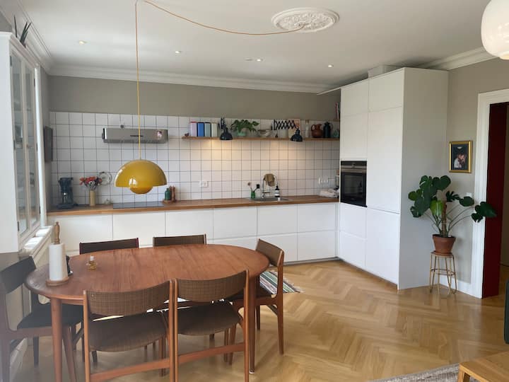 Stor Lys Lejlighed I Valby - Copenhaguen