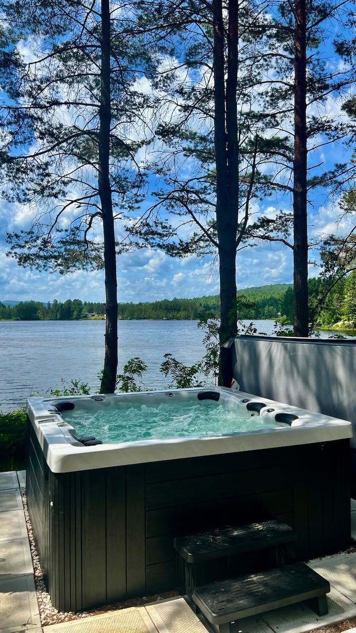 Water Front Chalet & Spa - Rawdon