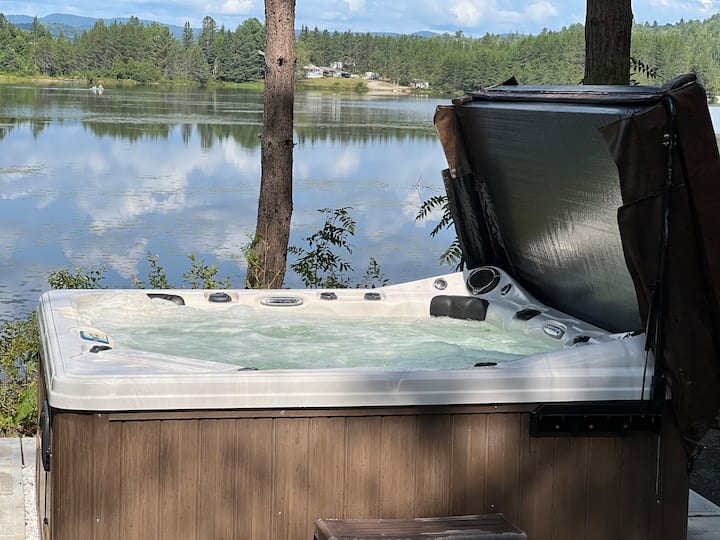 Water Front Chalet & Spa - Rawdon