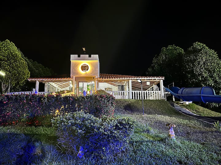 Villa Pegazo Carmen De Apicalá - Melgar