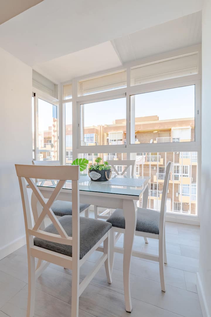 Apartamento Puertas De ÁFrica - ベナルマデナ