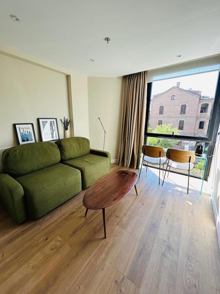 Precioso Estudio Calle Almagro - Madryt