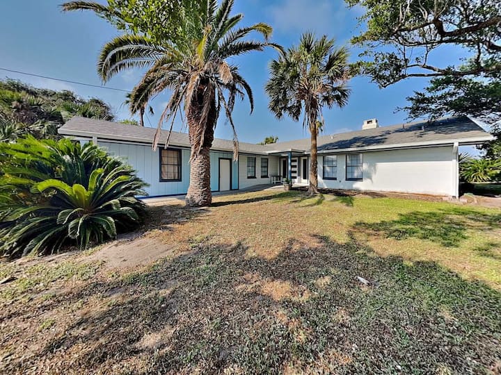 Playa Verde | Pet Friendly, On The Bay - Rockport, TX