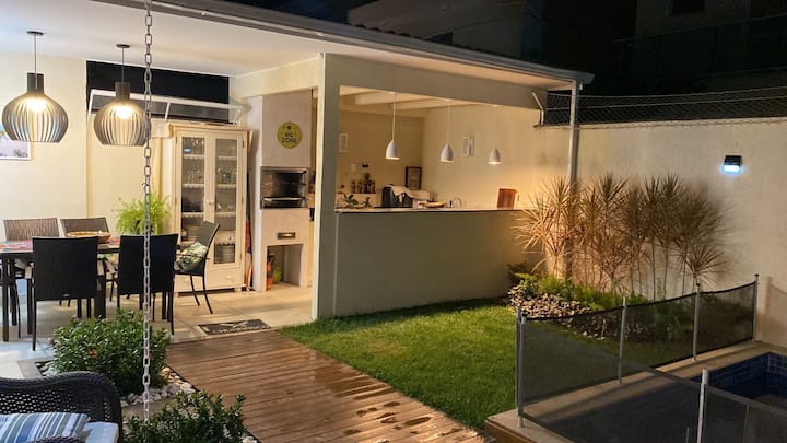 Espetacular Casa Com Piscina Próximo A Praia - Recreio