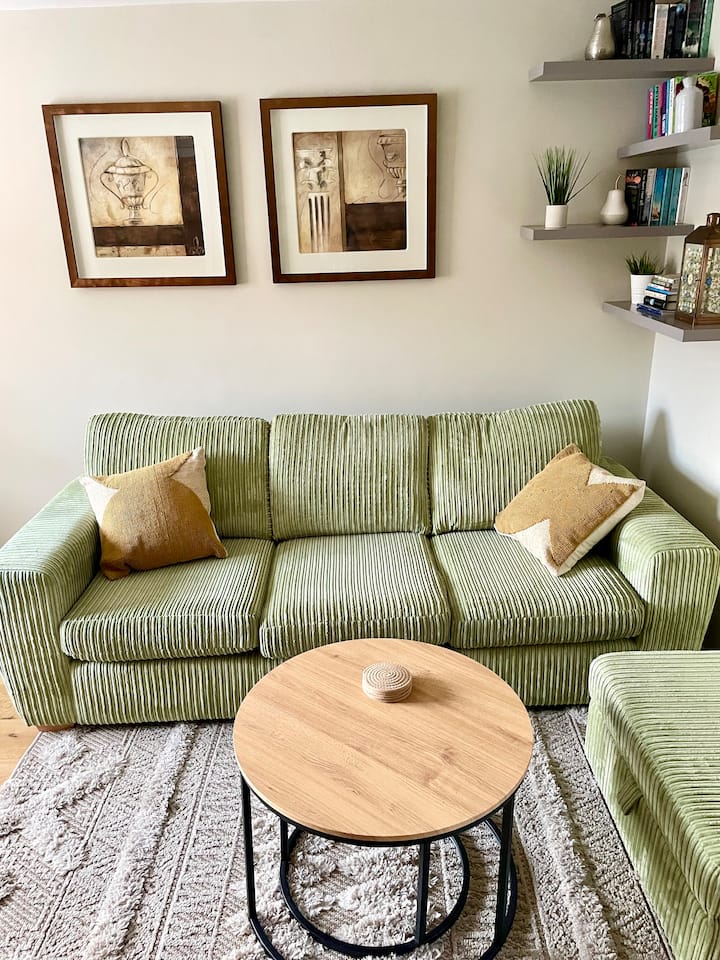 3 Bed House Near York Centre With Off Road Parking - York