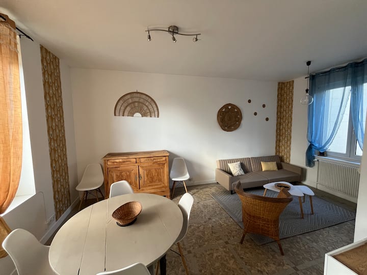 Maisonnette De Ville Avec Jardin - Mayenne