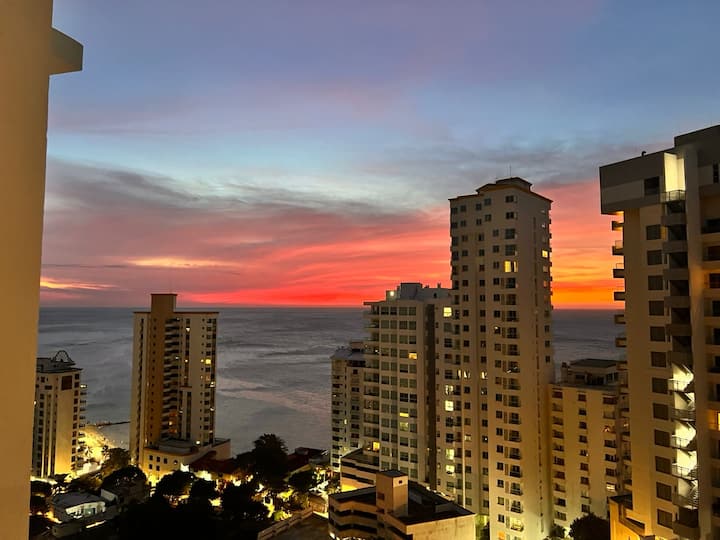 Spectacular Ocean View 14 Floor Pools And Beach. - 산타마르타