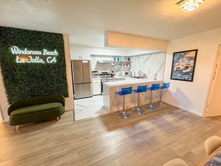 La Jolla Getaway Steps From Windansea Beach - Country Club - San Diego