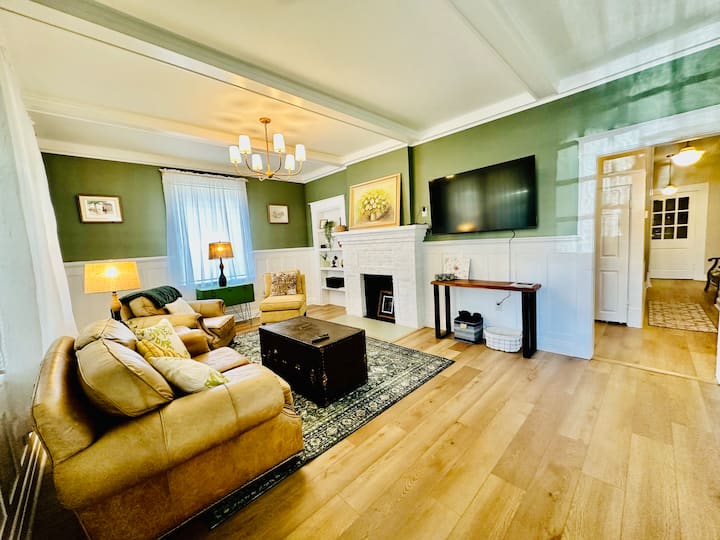 Pet-friendly | Sleeps 8 | Near Rivers & Trails - Eden, NC
