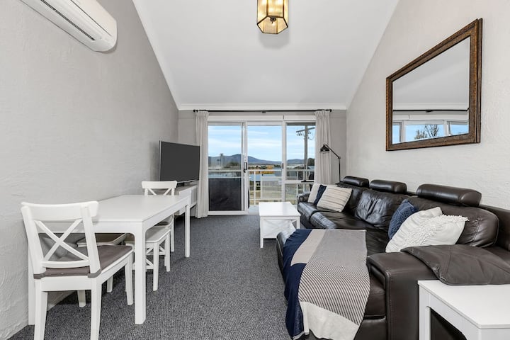 2br Split Lvl L Spa Bath L Bbq L Central L Wifi - 金德拜恩