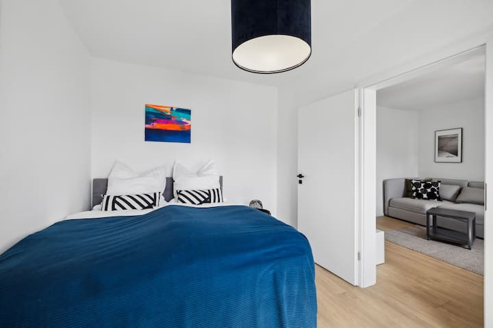 Luxury Apartment+ Parking*next To Düsseldorf - Wuppertal