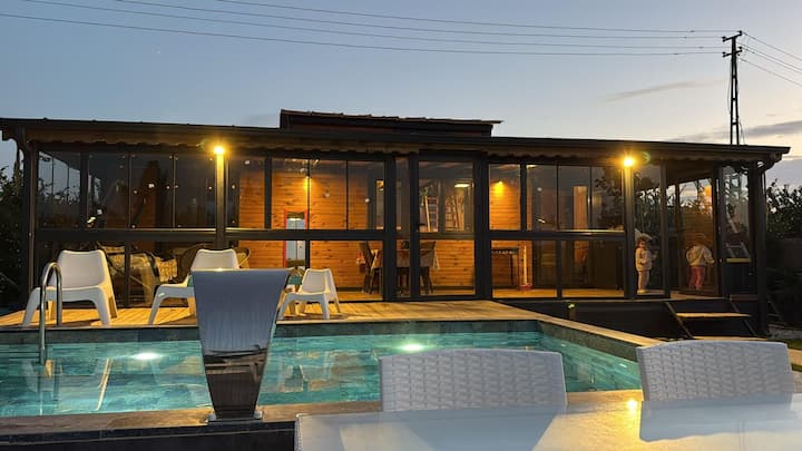 Isıtmalı Havuzlu Müstakil Tinyhouse - Seferihisar