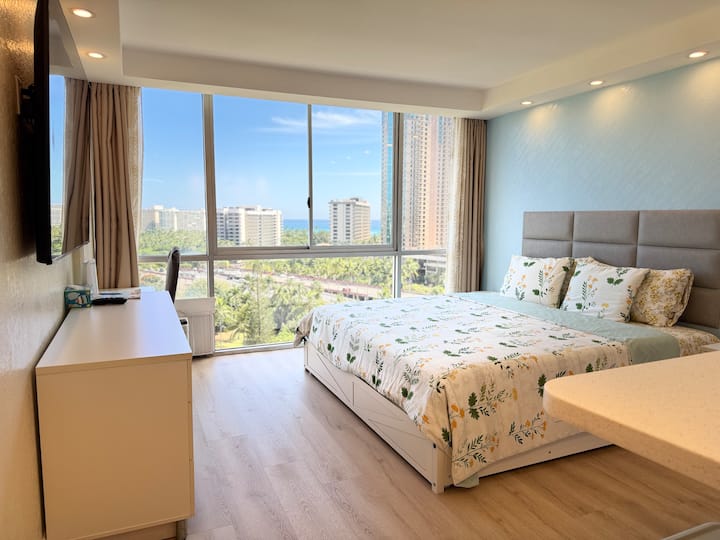 12*waikiki Cozy Ocean View Condo Parking Available - Honolulu, HI