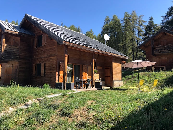Chalet Mitoyen  En Duplex (55m2)
3chambres, 2sdb - La Joue du Loup