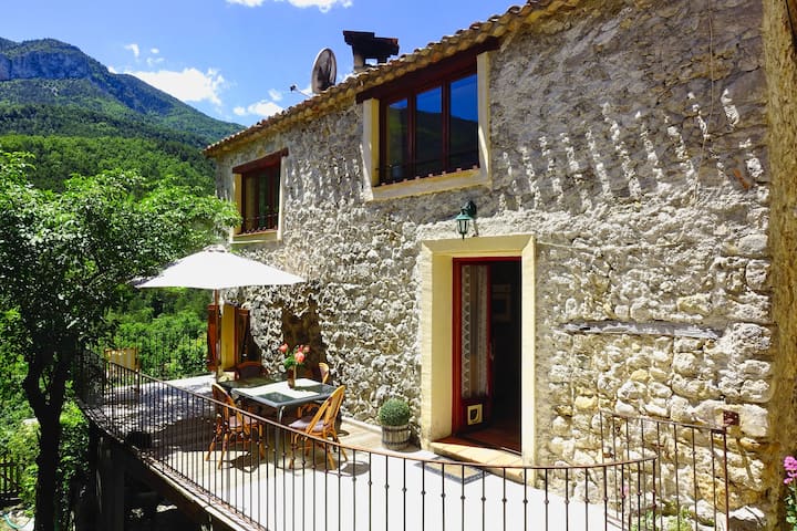 Maison Indépendante Confortable  Où Vivre Heureux - Le Mas