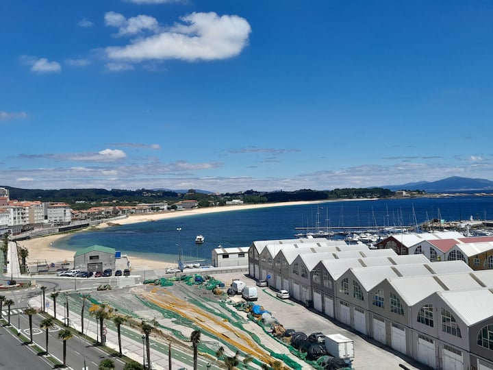 áTico 3 Habitaciones(6 Ocupantes) En La Playa - Ribeira, Galicia