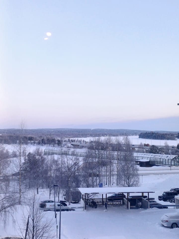 Viihtyisä Yksiö Jokinäkymällä. - Rovaniemi