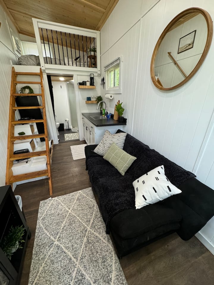 Zenith Escape Tiny Home - Duluth, MN