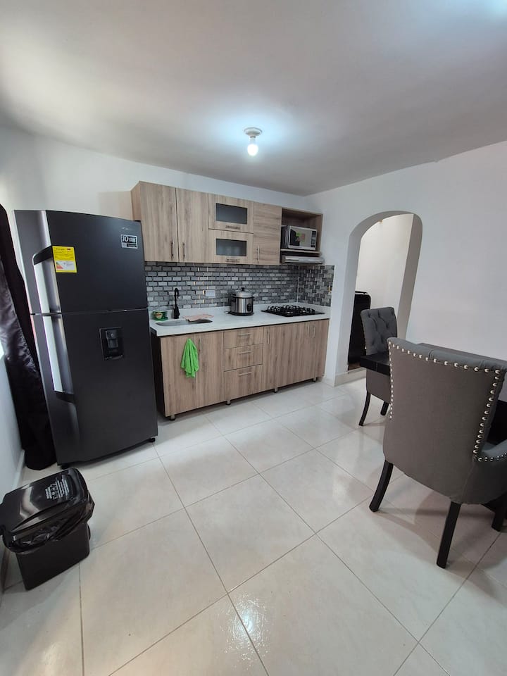 Lindo Y Cómodo Apartamento - Itagüi