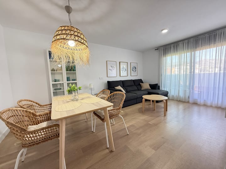 Piso En Estepona Centro Con Terraza Y Piscina - Estepona