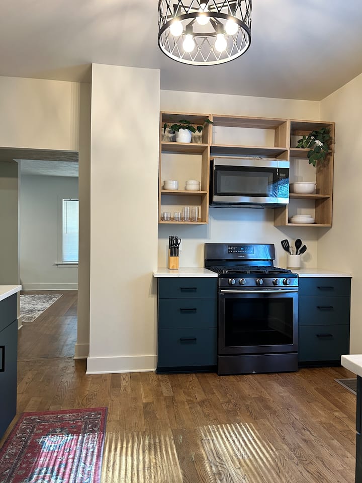 Cozy Home In Walnut Hill - Omaha, NE