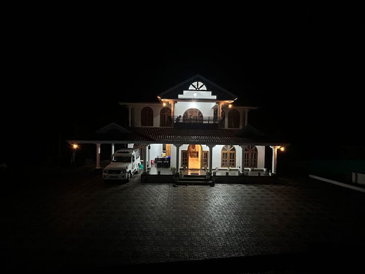 Budget Friendly Stay - Munnar