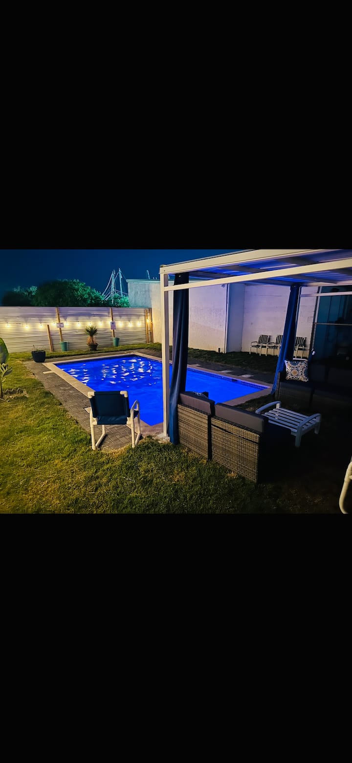 Unique Duplex, Unit “B” 3/2 Modern Hm Private Pool - Port Isabel, TX