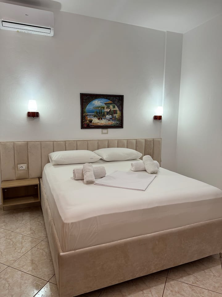 White House - Ksamil