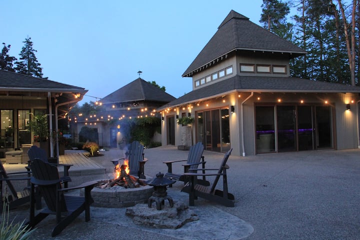 Shangri-la Overnight Guest House - Ontario