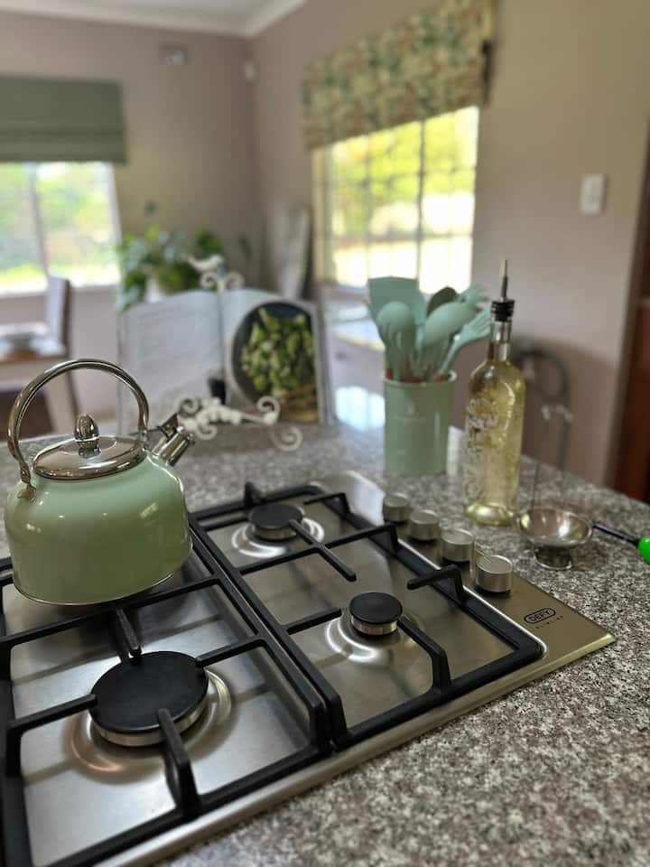 Eagles Rest Cottage - Greytown