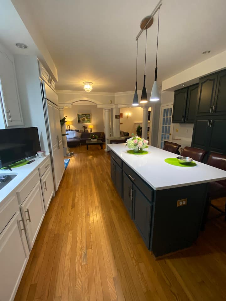 Luxurious House With Room #2 For Everyone - Shrewsbury, MA