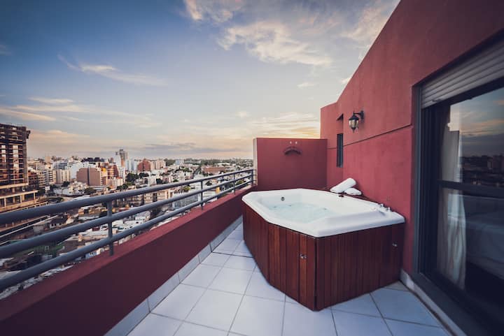 Terraza Unica Con Jacuzzi Y Asador Propio - Córdoba