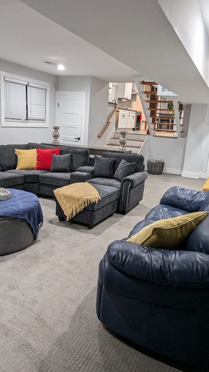 Spacious Rooms, Beautiful Outdoor Spaces - Smyrna, GA