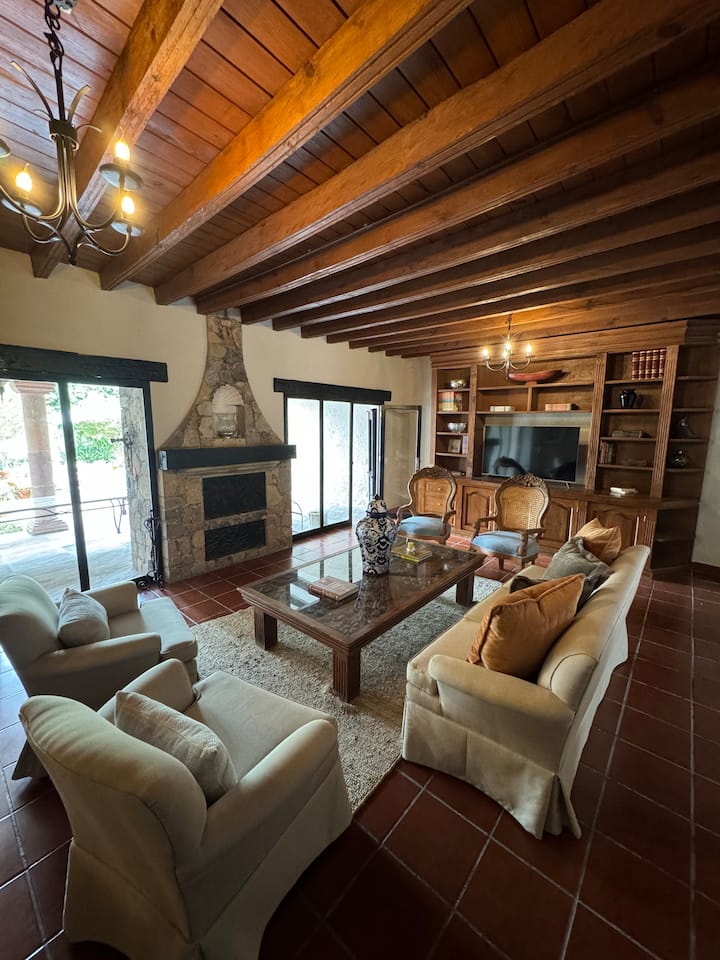 Colonial House In Downtown - San Miguel de Allende