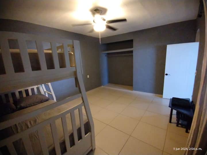 Casa 4 Habitaciones, 14 Personas - Acapulco