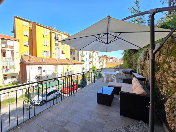 Casa Indipendente Con Terrazza - La Spezia