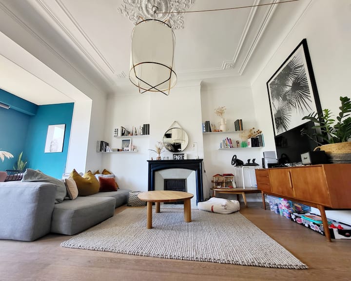 Grand Appart Haussmanien Avec Terrasse - Marseille