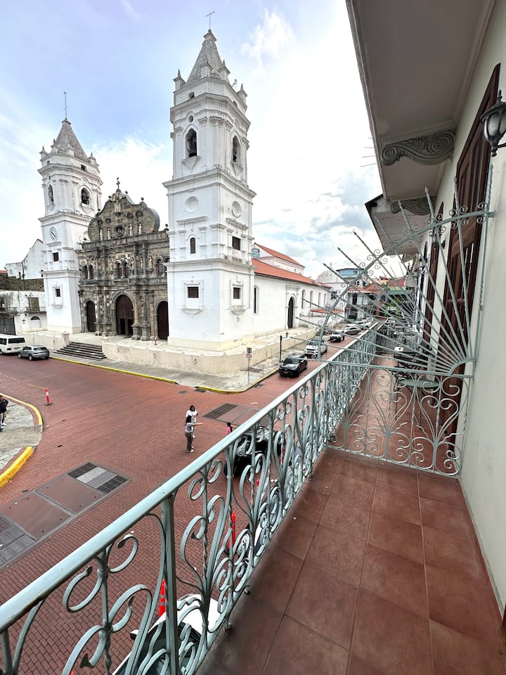 Beautiful Apartment - Main Plaza Of Casco Viejo - Panama City