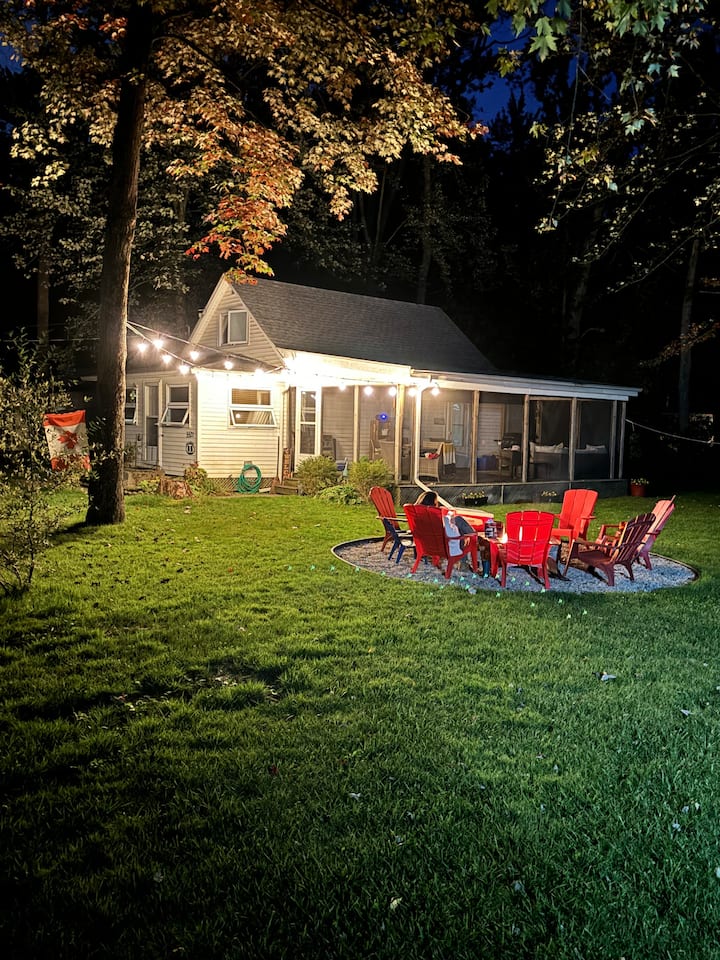 The Cozy Place By The Beach! - Port Colborne