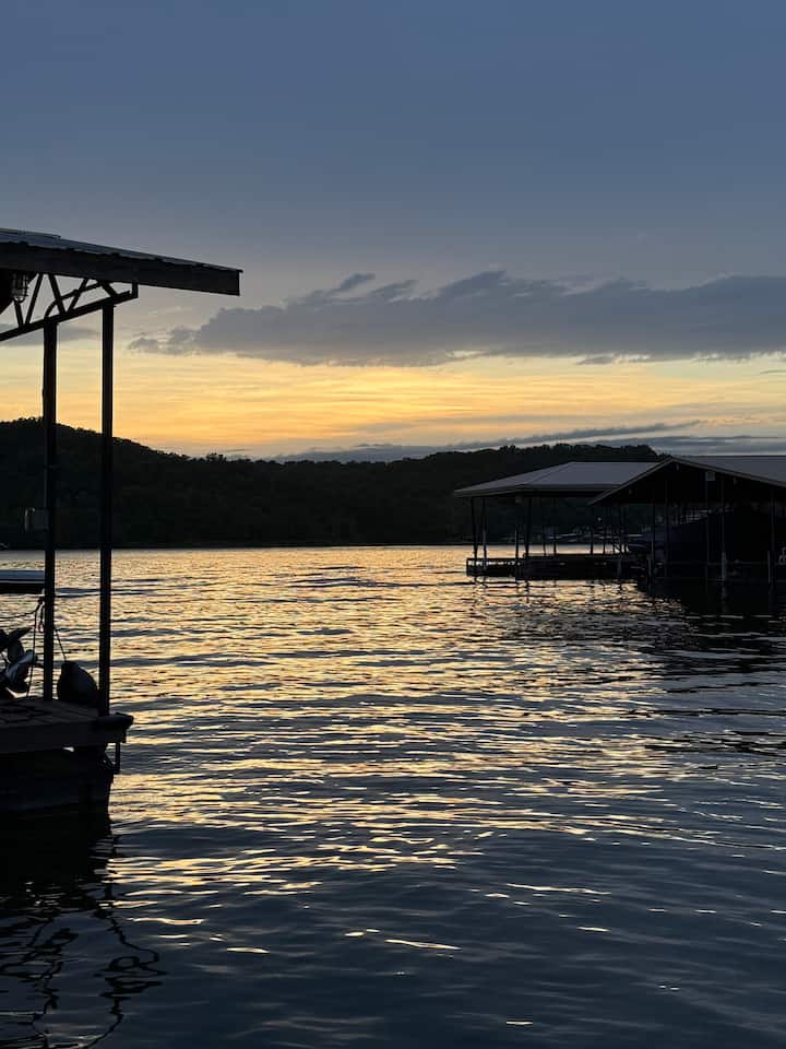 Home In Barnett-lake Of The Ozarks Near The Loop 2 - Gravois Mills, MO