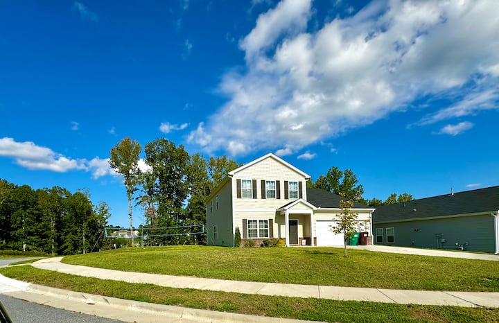 Family Friendly Home In High Point - Thomasville - Thomasville, NC