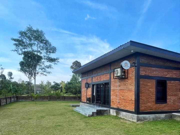 Rumah Bata Salatiga - Salatiga