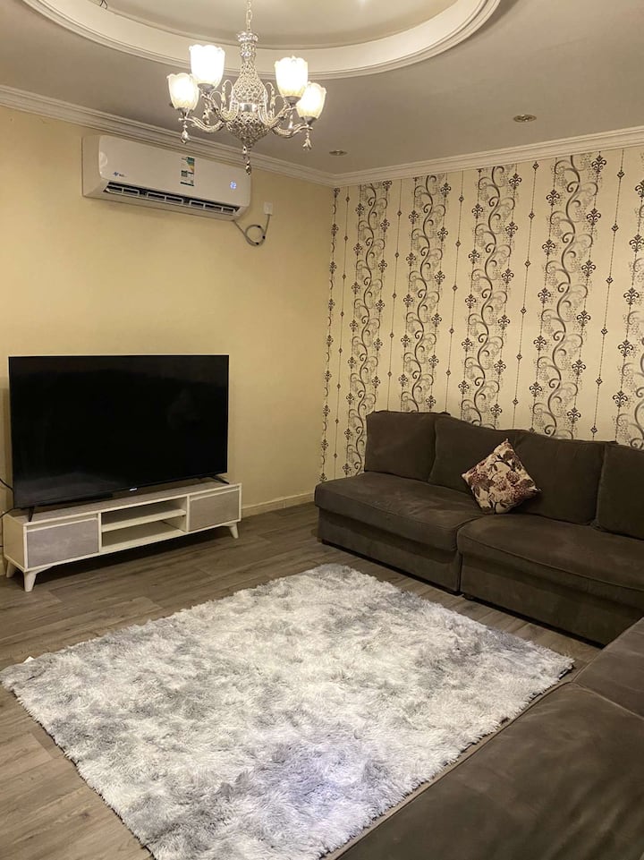 Comfy Apartment Self-entry In Residential Building - Medina