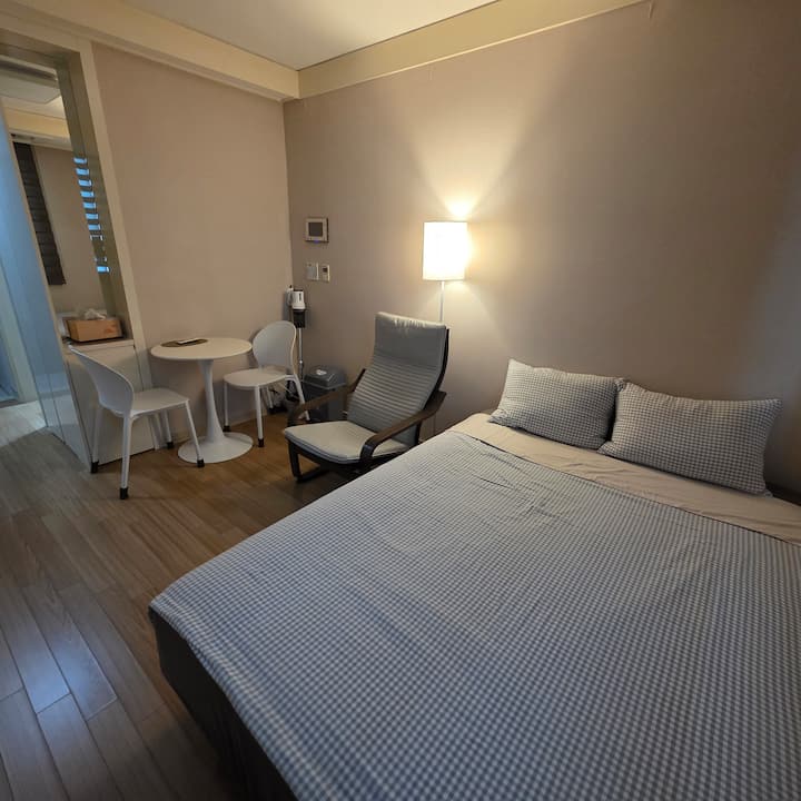 Truel 900a, Arex/line 9, 2 Minutes, Easy Chair - South Korea