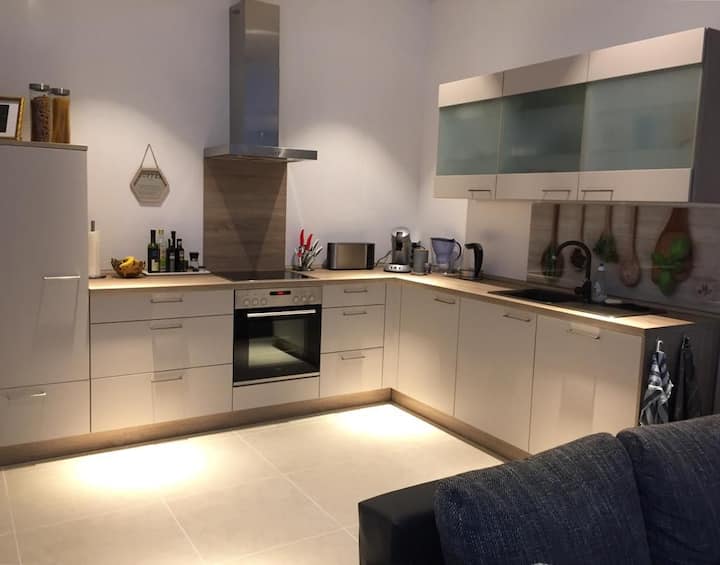 Schöne Ruhige Wohnung Für 4, Zentral, Garage - Pforzheim
