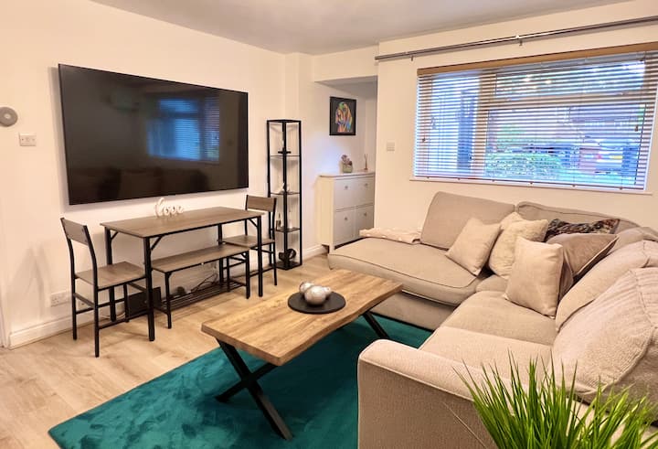 Entire Home Hertford - Bibis - Hertfordshire