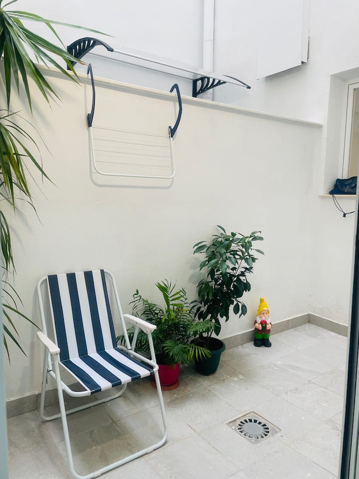 Habitación Doble Con Baño Y Patio Privado. - Vinaròs