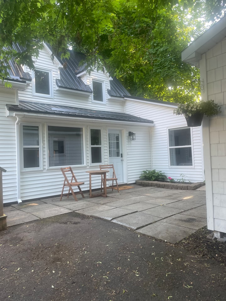 Cute Semi Detached Close To Dt - Moncton